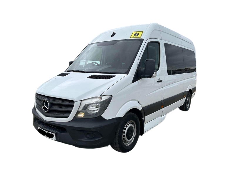 Minibus Hire West Yorkshire With A Driver - Britannia Travel Minibus Hire